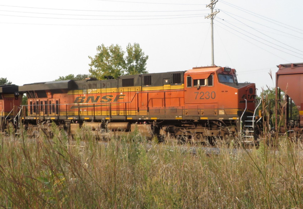 BNSF 7230